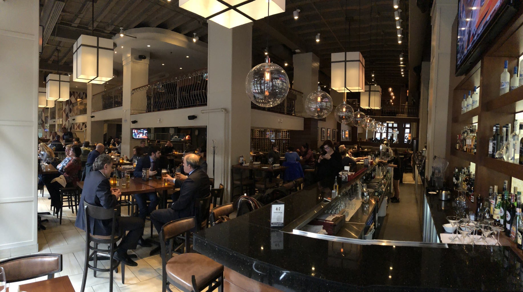 Pour un 5 à 7 gourmand, l’Enoteca Monza Pizzeria Moderna » Cinq Fourchettes