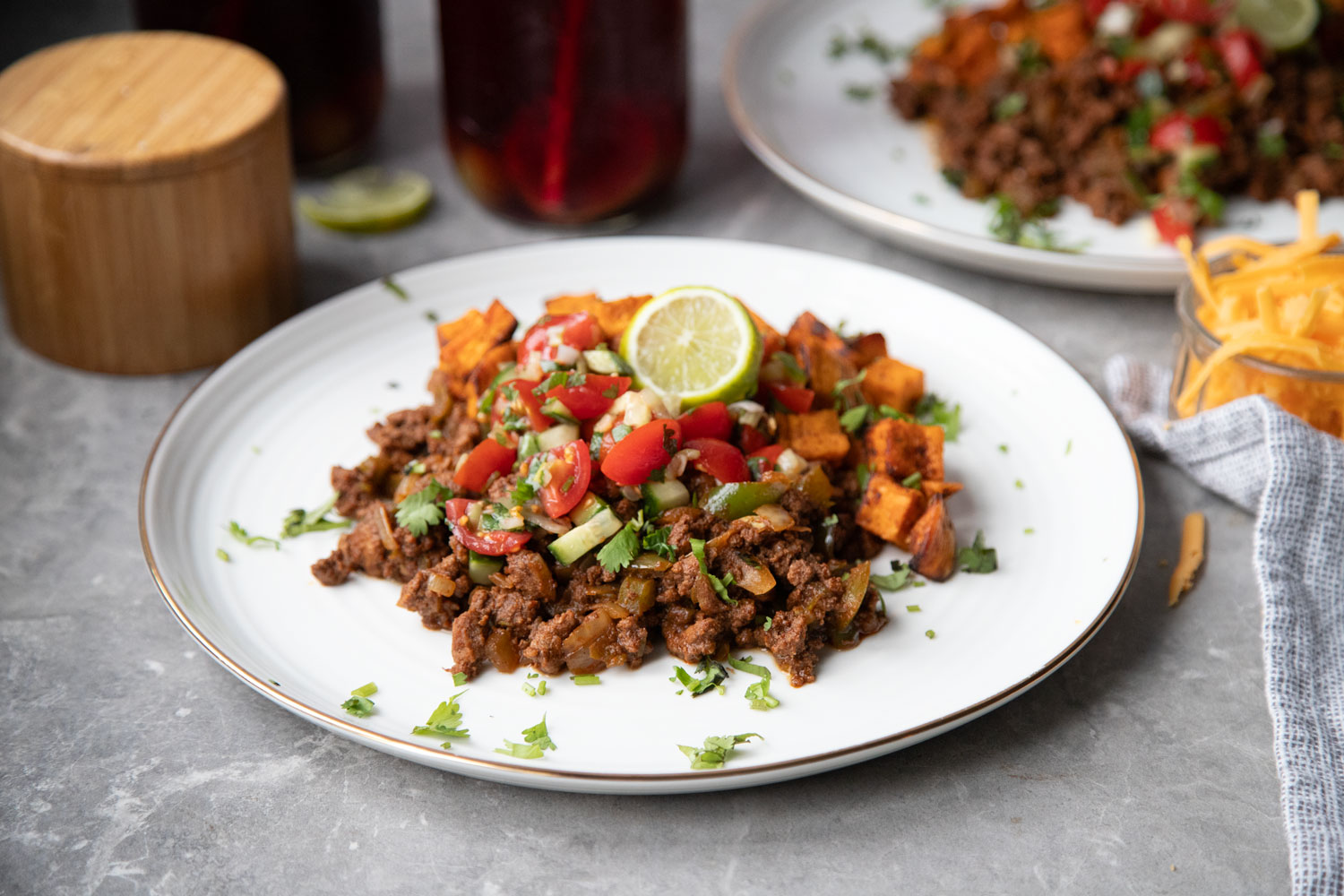 Boeuf style Tex Mex avec patates douces et salsa de légumes » Cinq ...